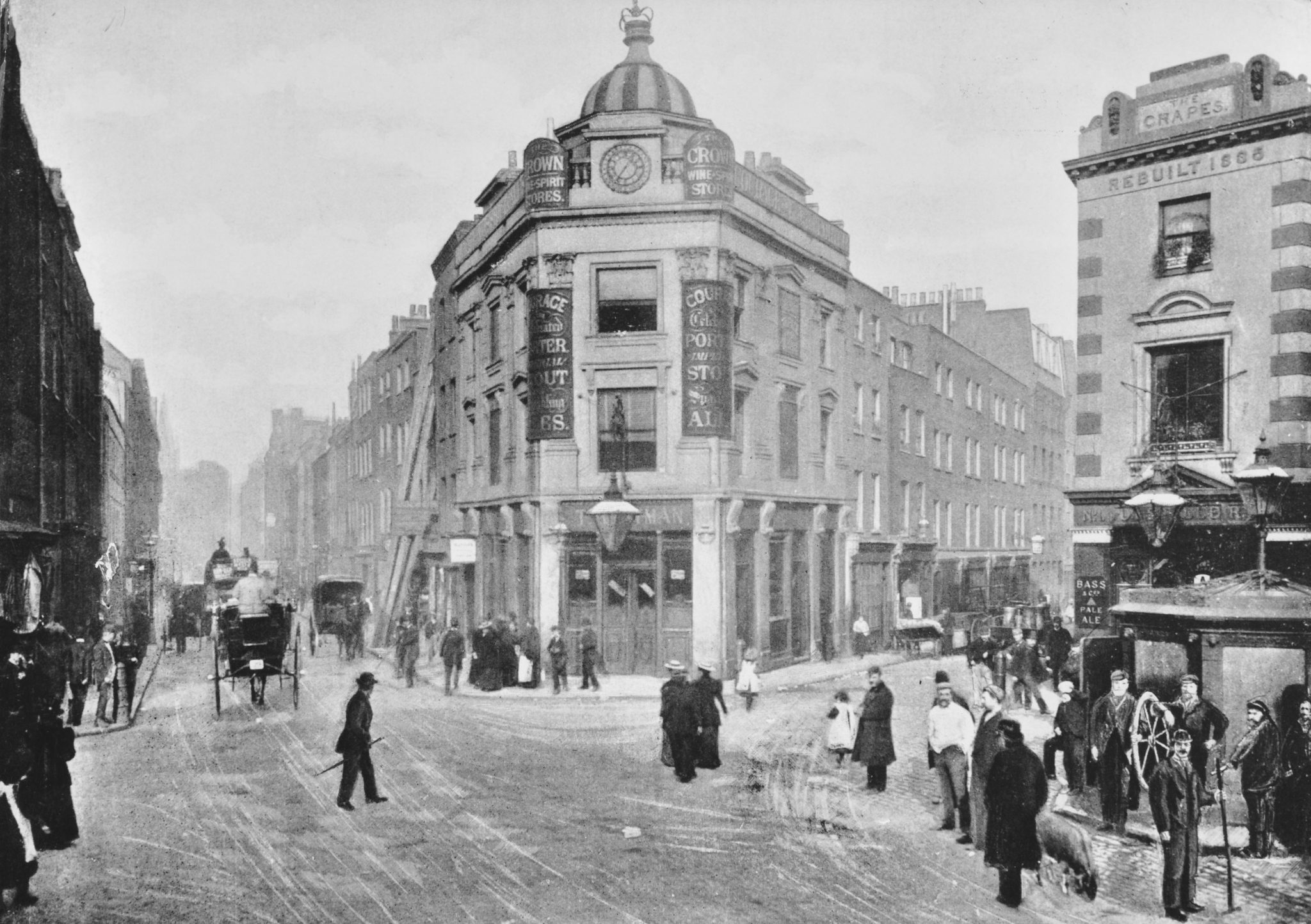 The Crown PH — Seven Dials in Covent Garden Public Realm Study