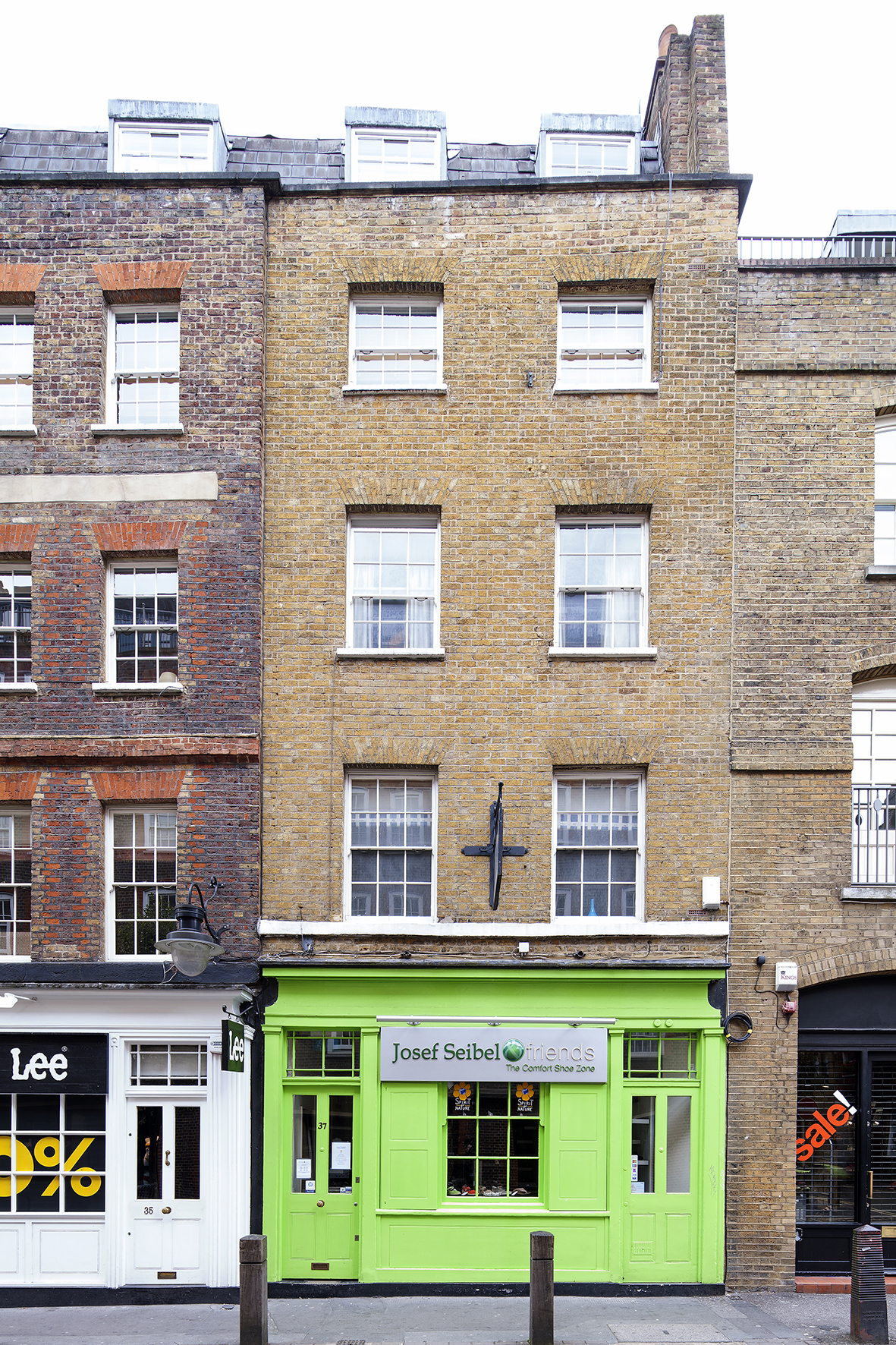 No. 37, Neal Street — Seven Dials Covent Garden Study